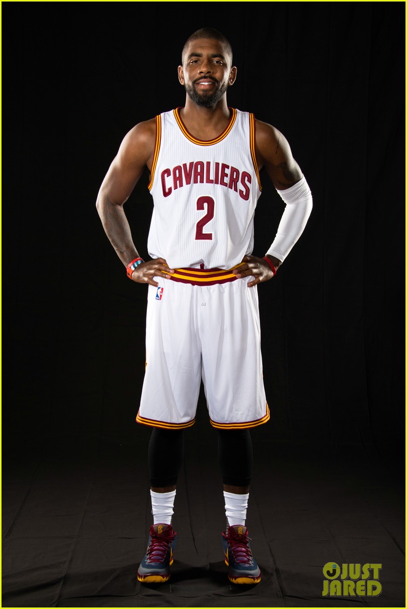 NBA Star Kyrie Irving Thinks the Earth is Flat (Video): Photo 3862249 ...