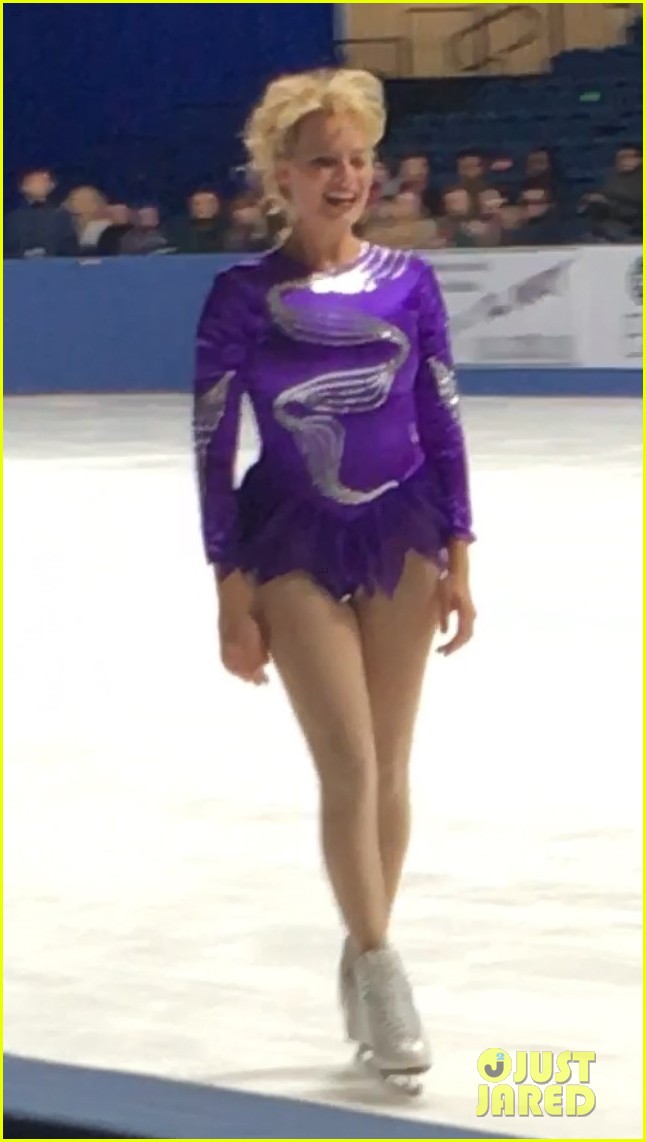 Margot Robbie Hits the Ice in New 'I Tonya' Set Photos: Photo 3851856 ...