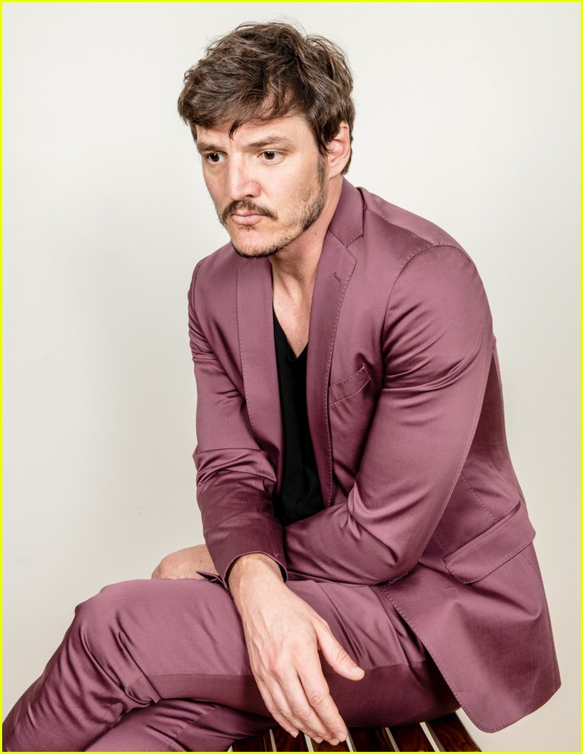 Pedro Pascal Is a 'Bad Hombre' for 'Solar Magazine' Cover: Photo ...