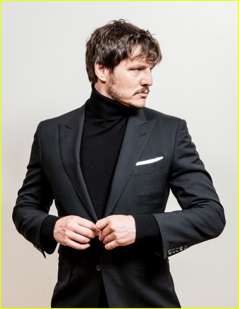 Pedro Pascal Is a 'Bad Hombre' for 'Solar Magazine' Cover: Photo ...