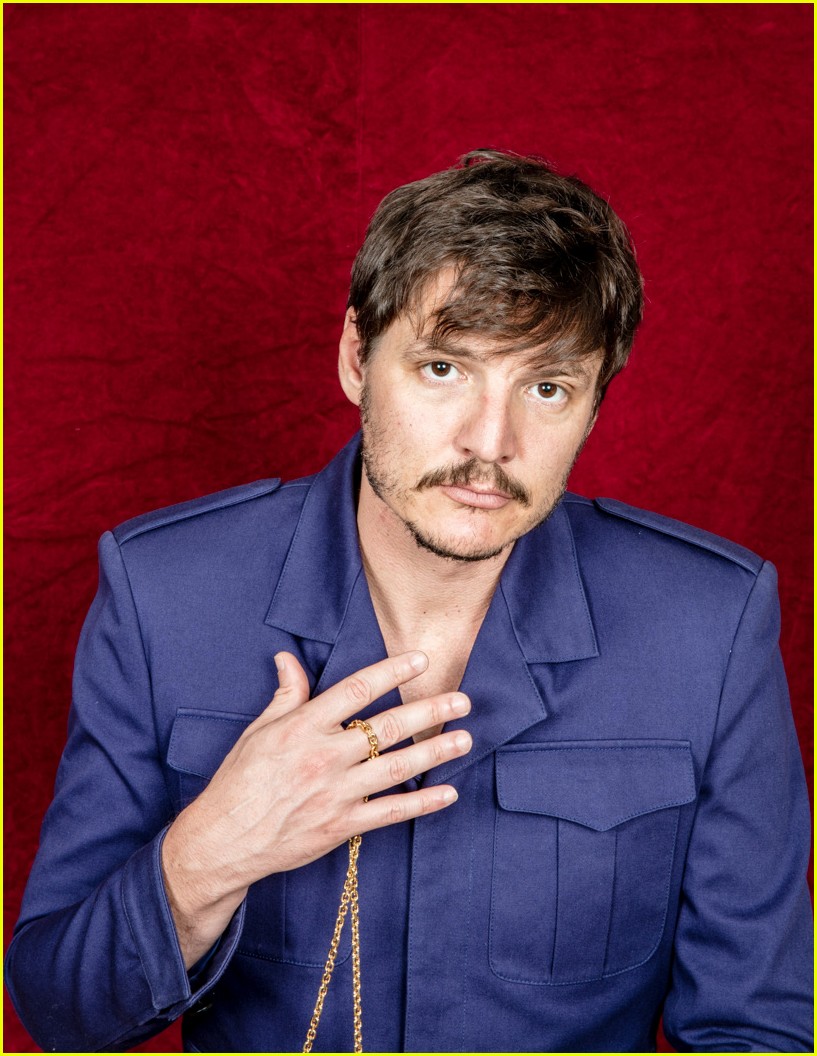 Pedro Pascal Is a 'Bad Hombre' for 'Solar Magazine' Cover: Photo ...