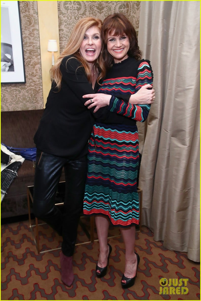 Emily Ratajkowski & Boyfriend Jeff Magid Cuddle Up At 'InStyle' March ...