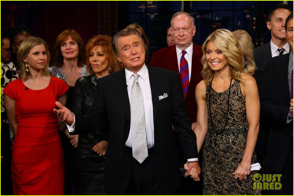 Regis Philbin Reveals Kelly Ripa Was 'Offended' When He Left: Photo ...