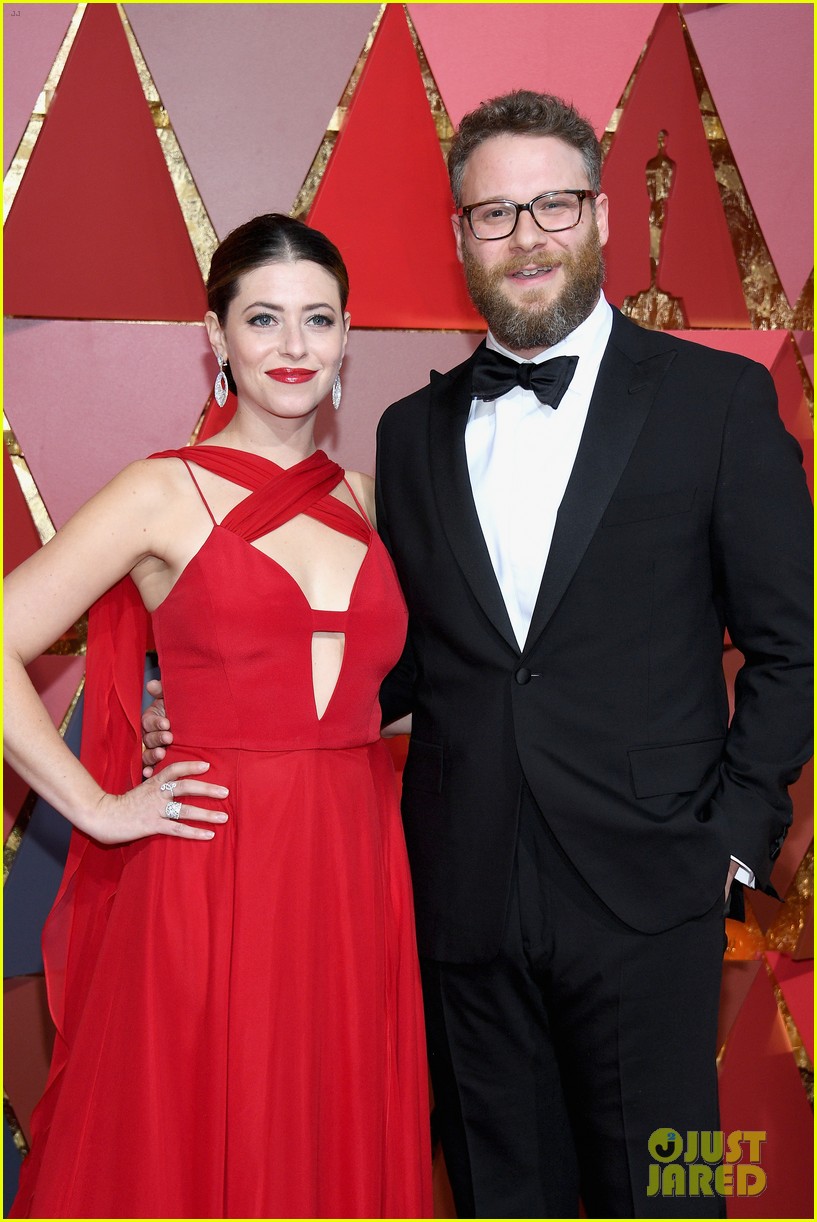Seth Rogen & Jason Bateman Suit Up For Oscars 2017: Photo 3866886 ...