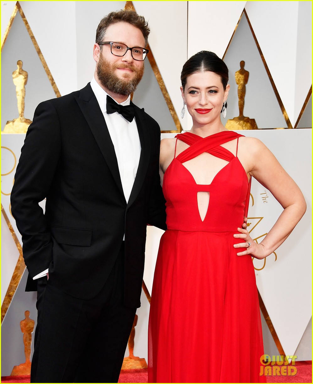 Seth Rogen & Jason Bateman Suit Up For Oscars 2017: Photo 3866891 ...