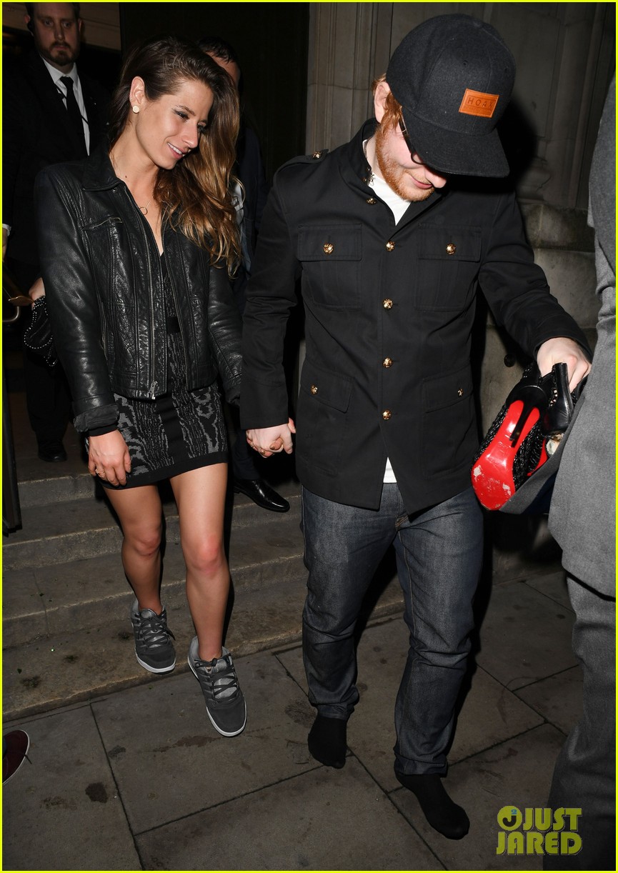 Ed Sheeran Went Barefoot After His Girlfriend's Heels Broke!: Photo ...