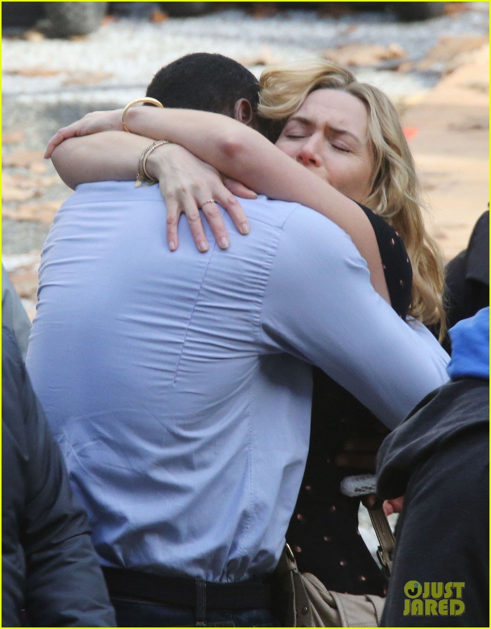 Idris Elba & Kate Winslet Kiss on 'Mountain Between Us' Set: Photo 3863334 | Idris Elba, Kate ...