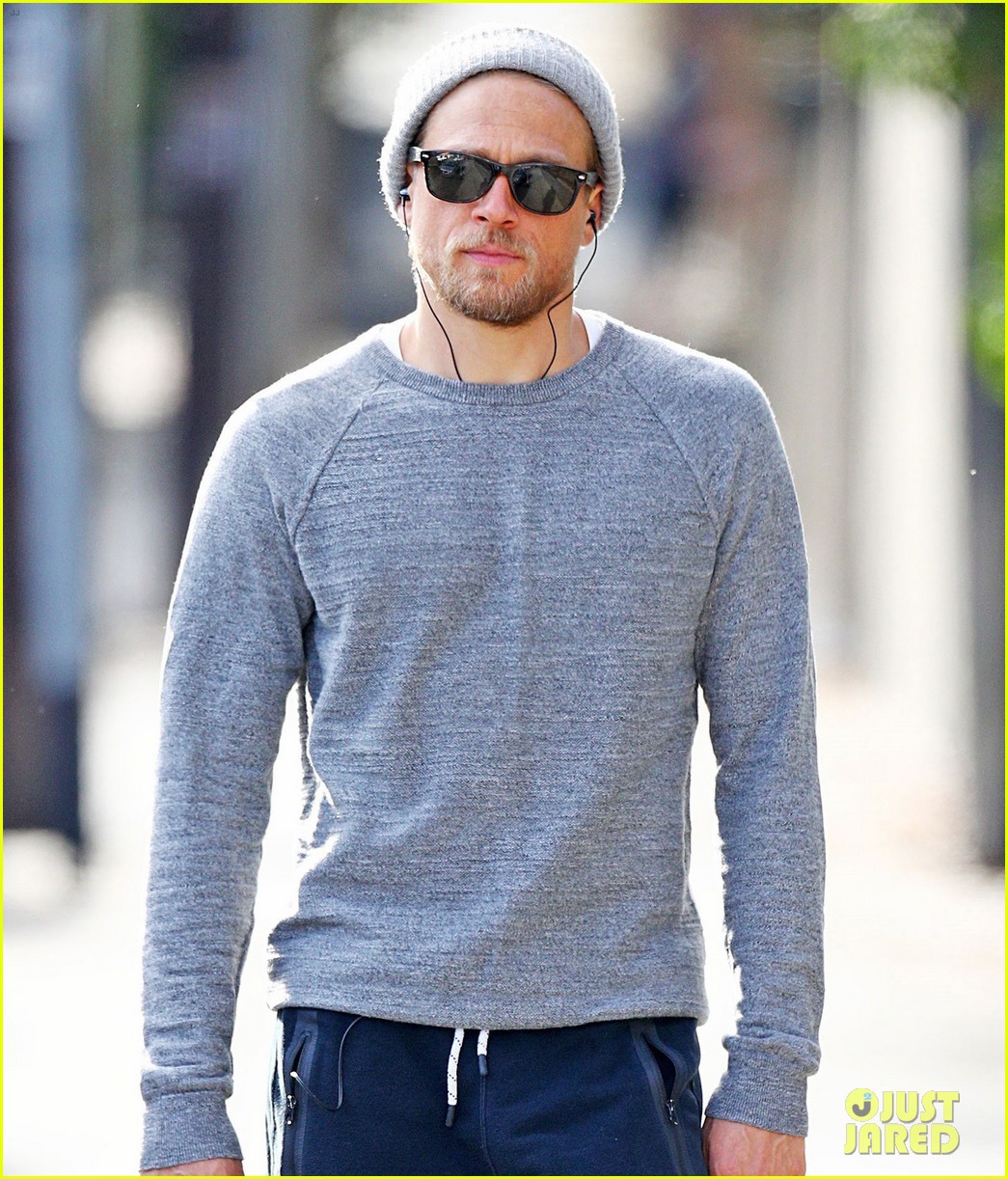 Charlie Hunnam Keeps Up His Fitness with a Hike at Runyon: Photo ...