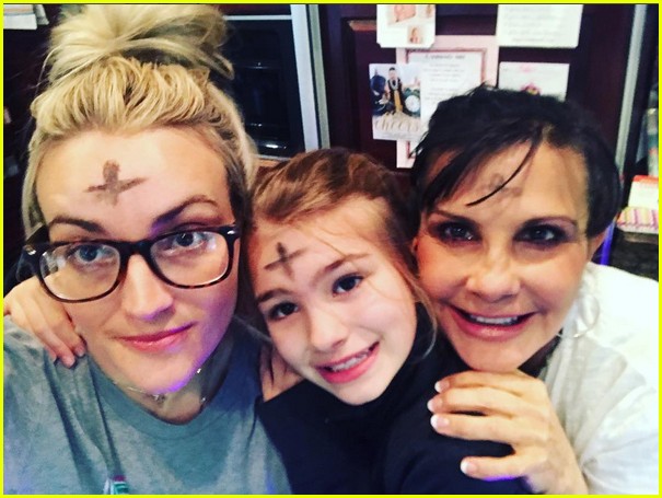 Jamie Lynn Spears Shares Ash Wednesday Selfie With Maddie: Photo ...