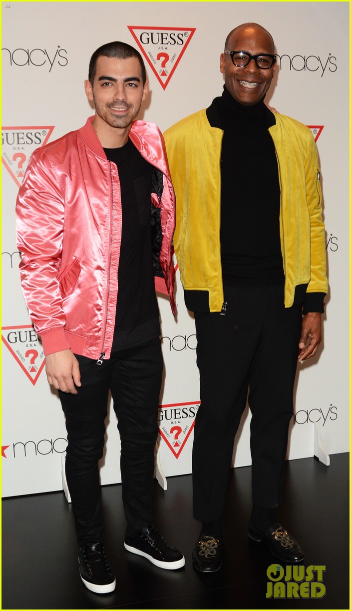 Joe Jonas Launches New Guess Men's Underwear Line 'Hero': Photo 3869472 ...