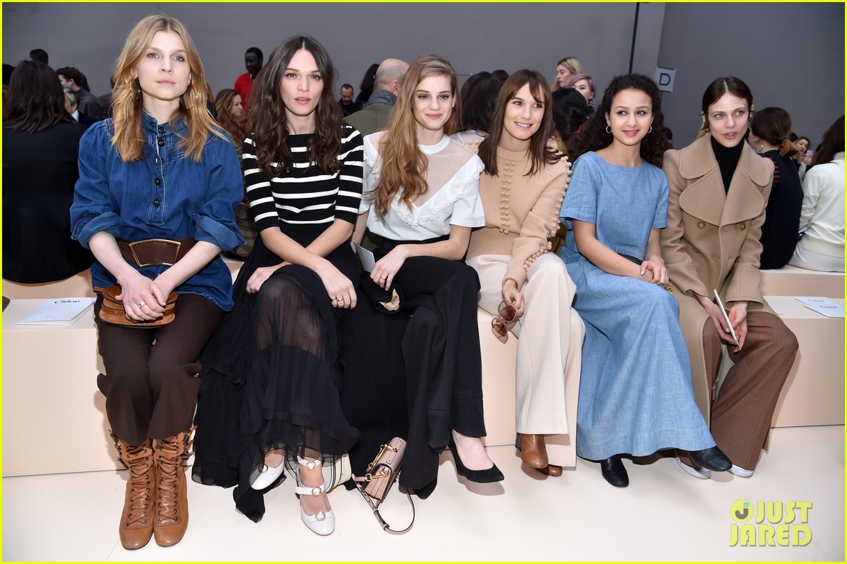 Solange Knowles, Isabelle Huppert & Emma Roberts Step Out In Style For ...