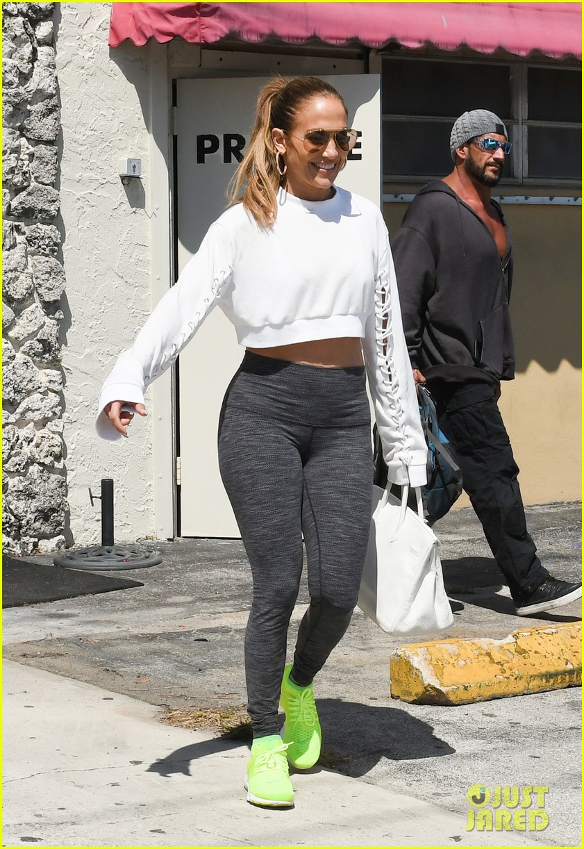 Jennifer Lopez & Alex Rodriguez Are Keeping Their Bodies in Shape ...