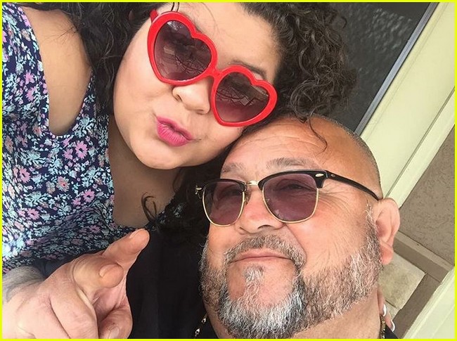 Modern Family's Rico Rodriguez Mourns Sudden Death of Father Roy: Photo ...