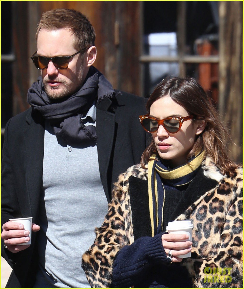 Alexander Skarsgard & Girlfriend Alexa Chung Grab Coffee in NYC!: Photo ...