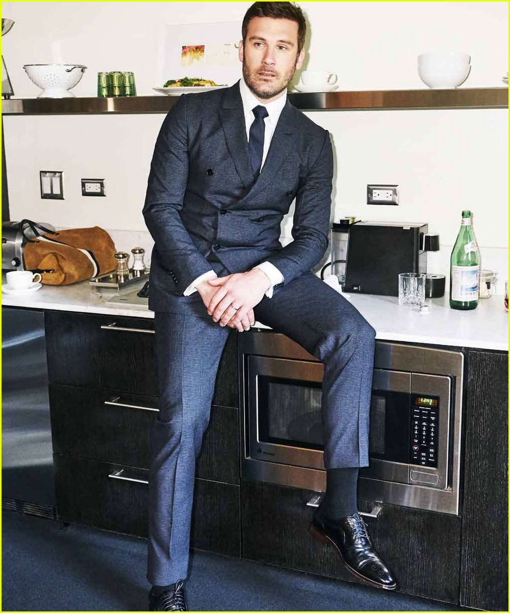 Taken's Clive Standen Is a Man of Style for New Fashion Shoot: Photo ...
