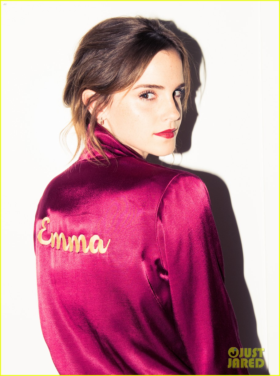 Emma Watson's Go-To Binge Watch Of Choice Is 'Friends'!: Photo 3870397 ...