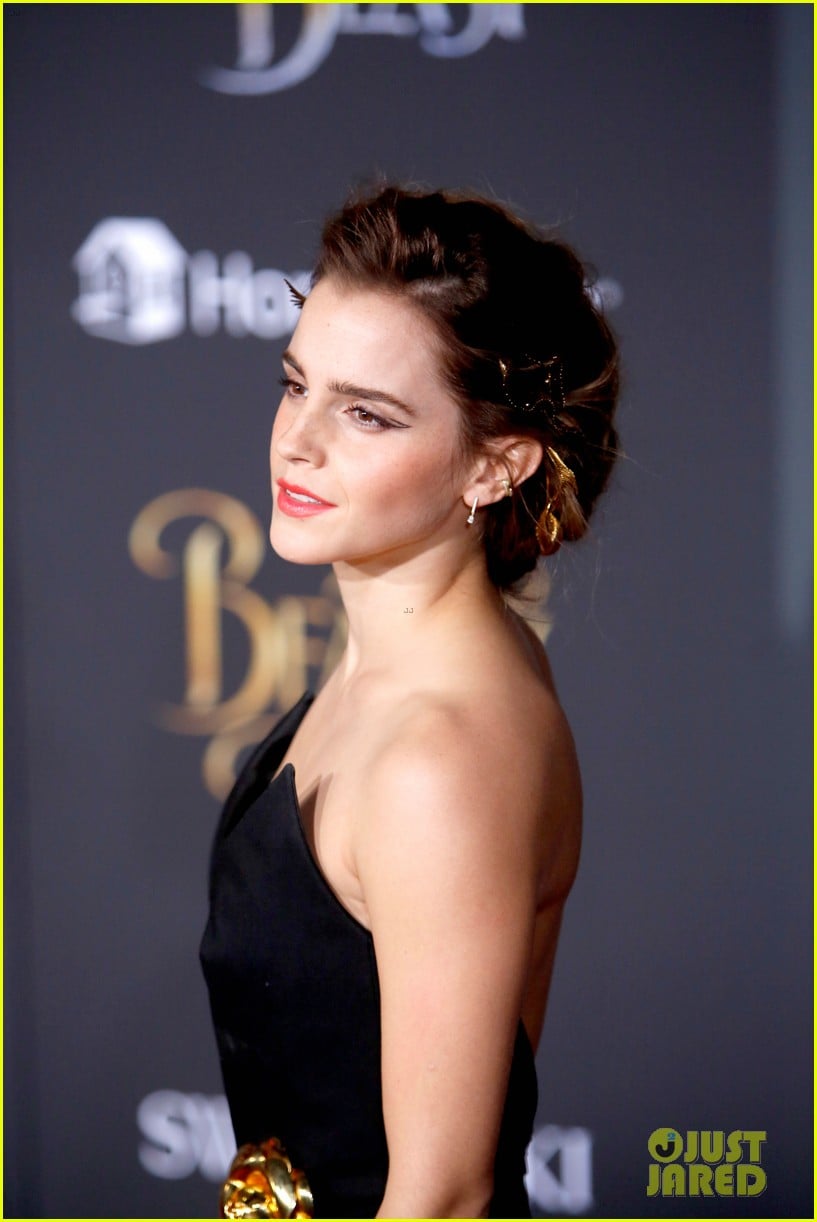 Emma Watson's LA Premiere Look Made 'Beauty & The Beast' Come to Life ...
