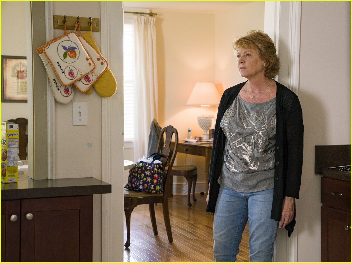 'Girls' Series Finale Airs Tonight - Hannah Starts a New Chapter: Photo ...