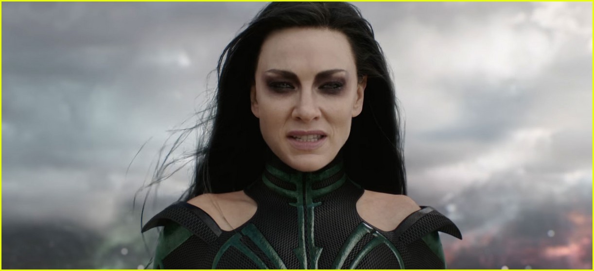 Chris Hemsworth's Thor Battles the Hulk in 'Thor: Ragnarok' Teaser ...