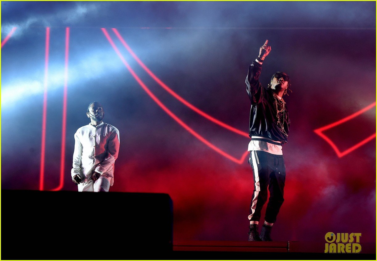 Kendrick Lamar Performs New 'DAMN.' Songs At Coachella 2017 - See The ...