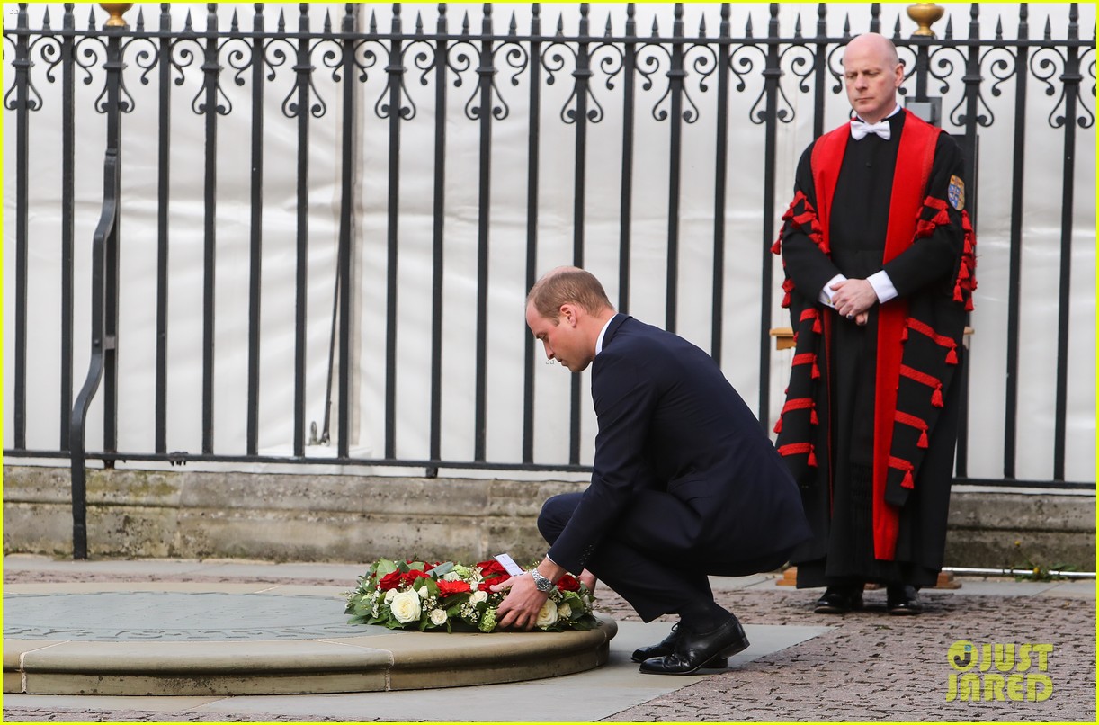 Kate Middleton, Prince William & Prince Harry Honor Victims Of London ...