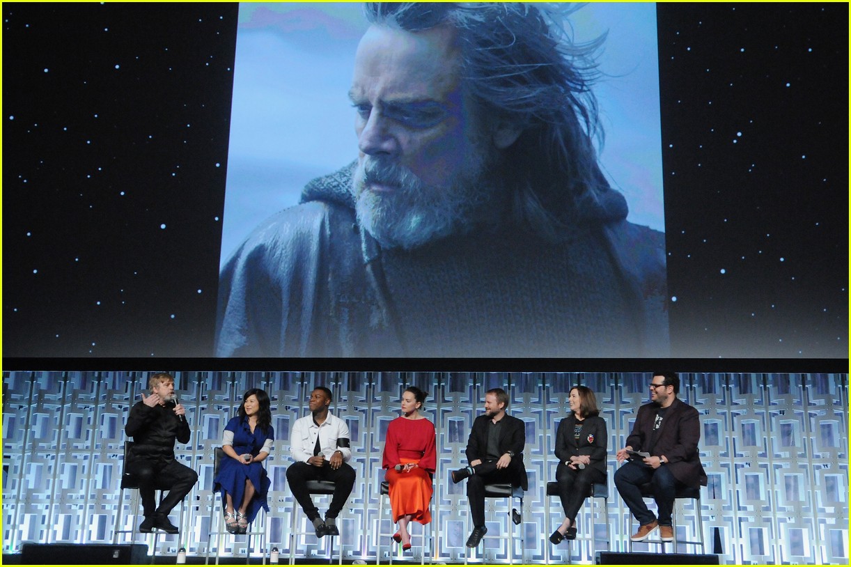 'Star Wars: The Last Jedi' Cast Give Details on Movie at Panel!: Photo ...