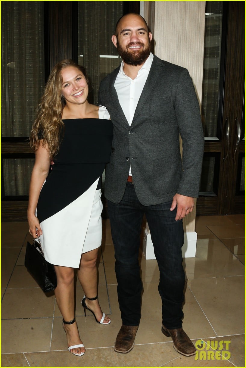 Ronda Rousey & Travis Browne Are Engaged!: Photo 3888530 | Engaged ...