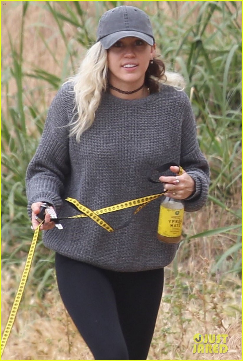 Miley Cyrus Steps Out Ahead of the Release of Her New Single!: Photo ...