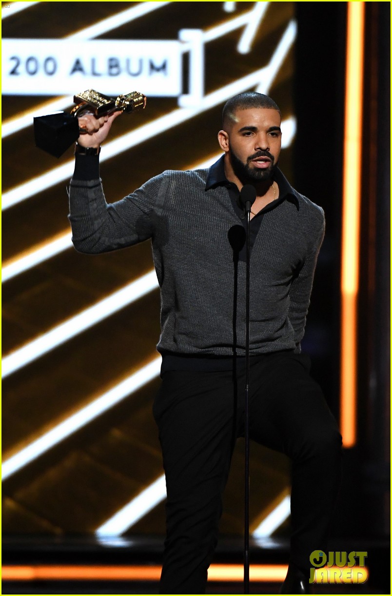 Drake & Vanessa Hudgens Get Flirty On Stage at Billboard Music Awards ...