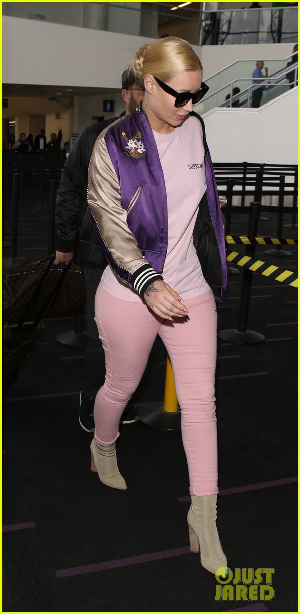 Iggy Azalea Jets to NYC For Debut 'Switch' Performance: Photo 3906276 ...