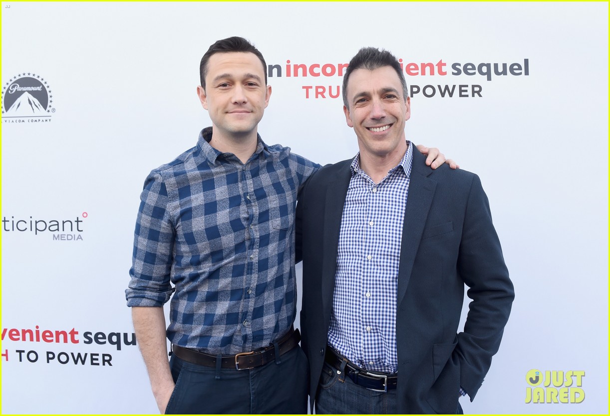 Joseph Gordon-Levitt Steps Out After Second Baby News: Photo 3896004 ...