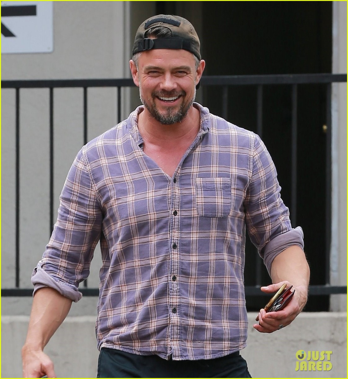 Josh Duhamel Shows Off His Buff Biceps After a Workout!: Photo 3906547 ...