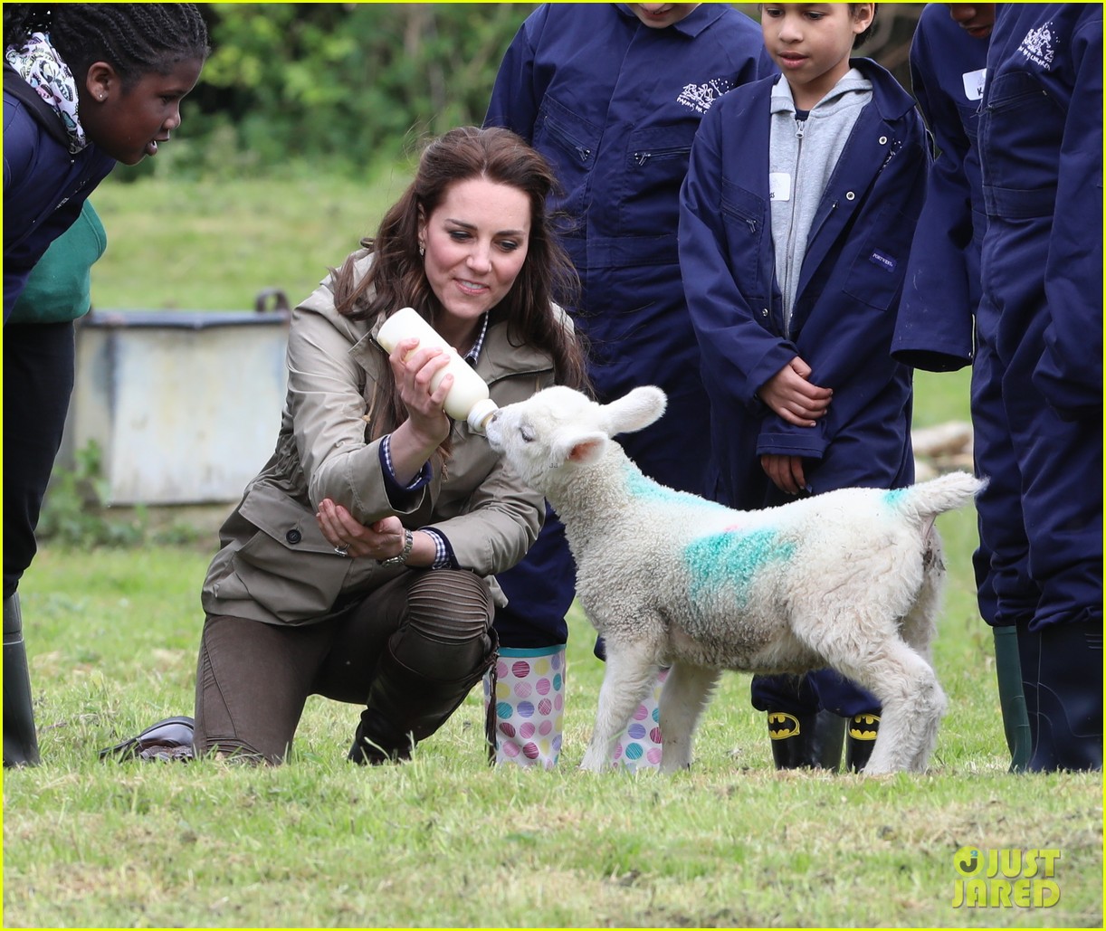 Kate Middleton Takes a Trip to a Children's Farm & Feeds a Lamb!: Photo ...