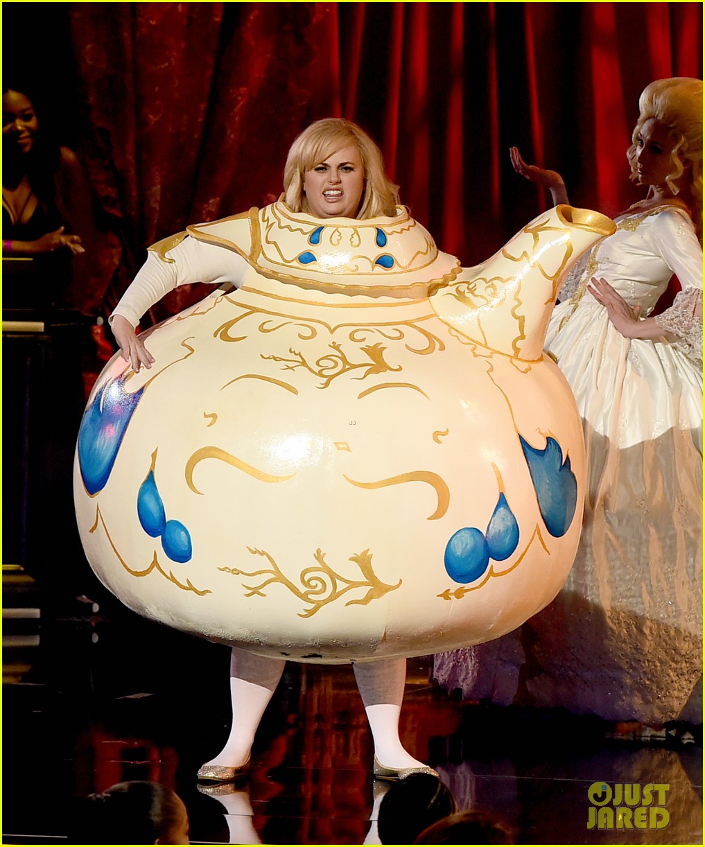 Rebel Wilson is Hilarious as Mrs. Potts at MTV Awards! (Video): Photo ...