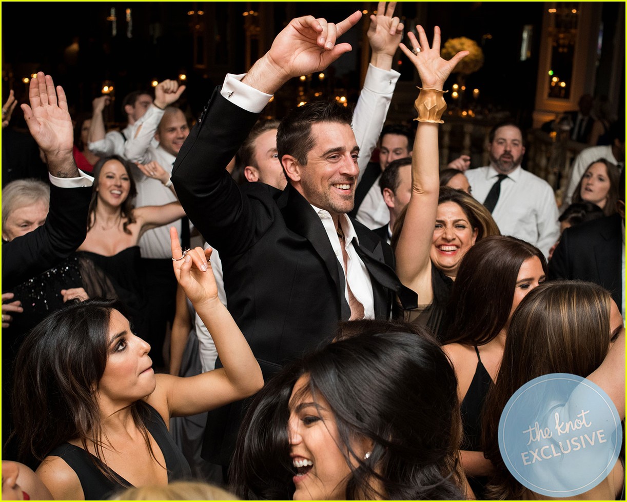 Is Aaron Rodgers Single? Sources Weigh In on Kelly Rohrbach Rumors ...