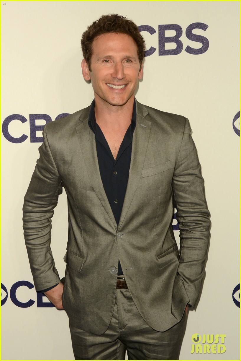 Tony Romo Steps Out For CBS Sports at NYC Upfronts 2017: Photo 3900605 ...