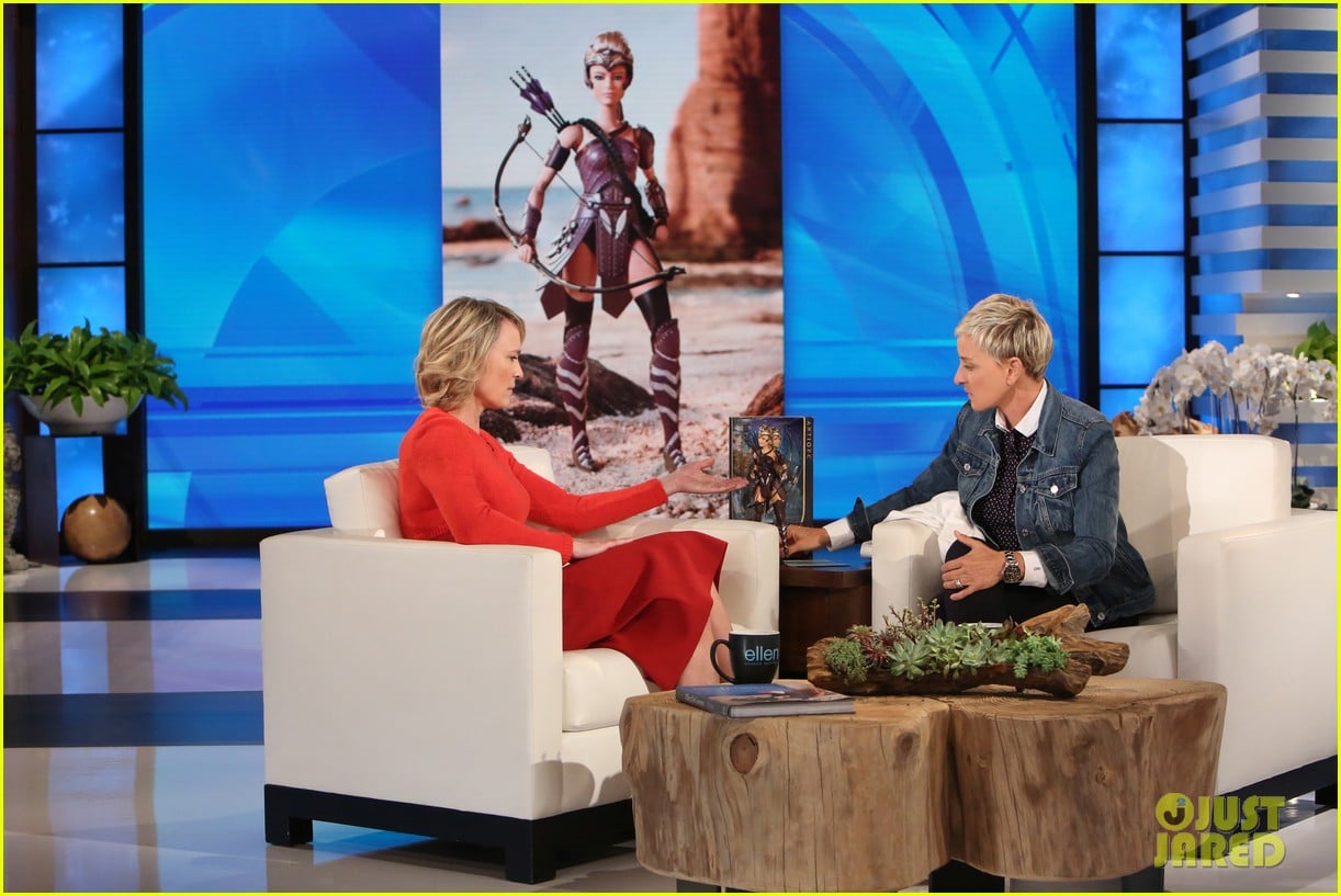 Robin Wright Tells 'Ellen' She's 'Shocked Every Morning' By Trump ...