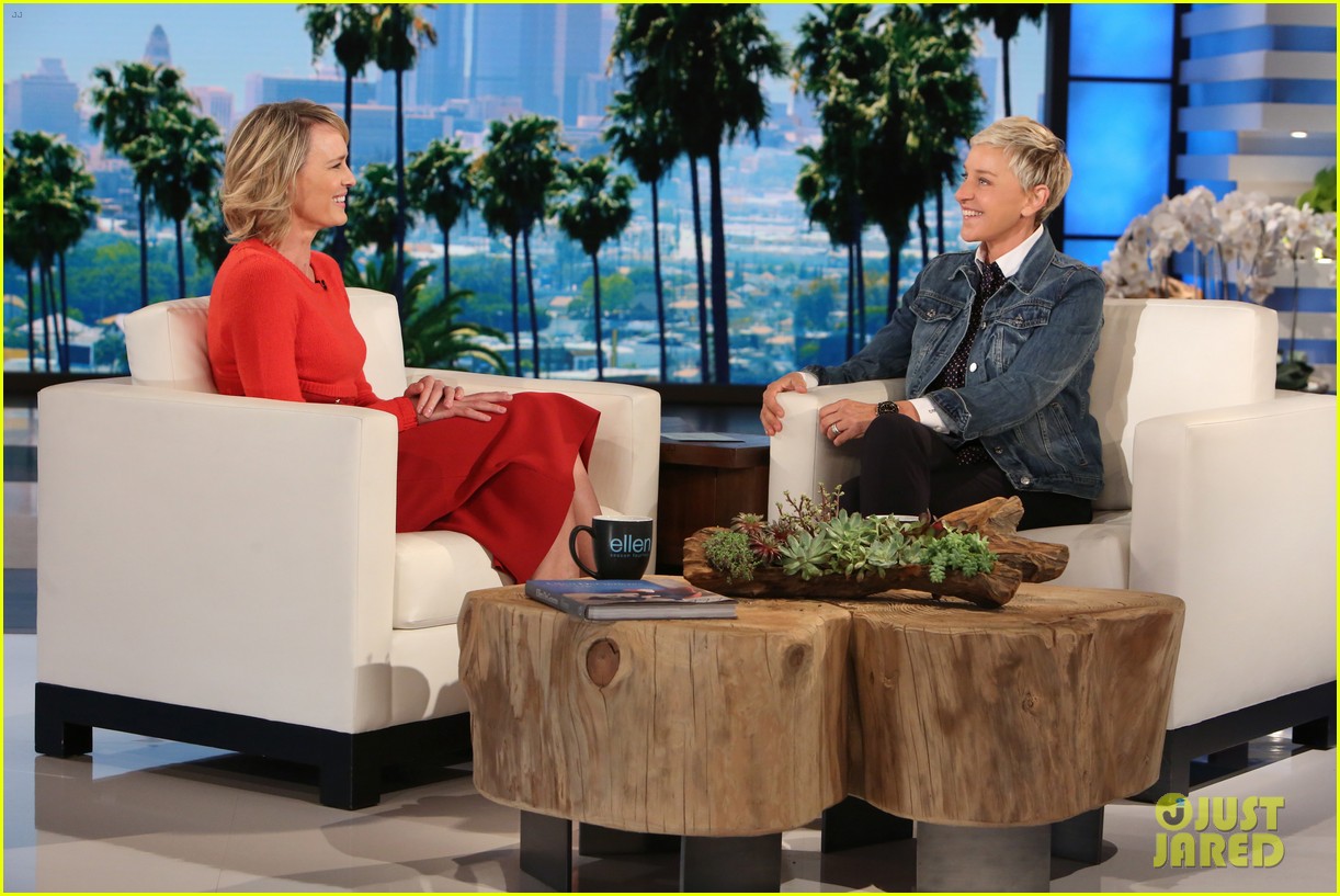 Robin Wright Tells 'Ellen' She's 'Shocked Every Morning' By Trump ...