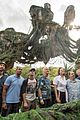 Zoe Saldana Reunites With 'Avatar' Cast at Disney World's 'Pandora ...