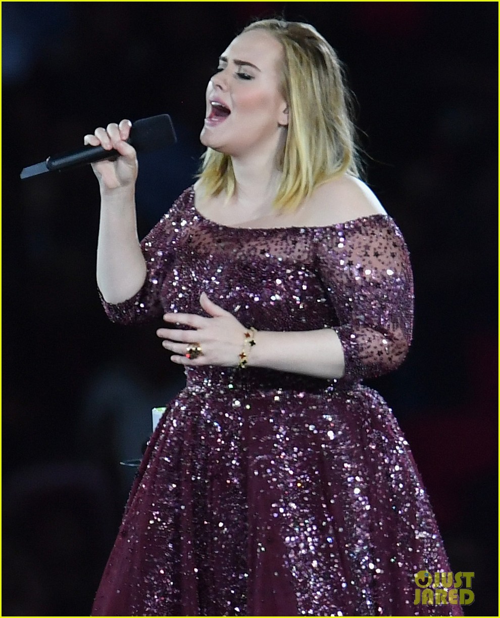 Adele Pens Heartfelt Letter Saying She May Never Tour Again: Photo ...