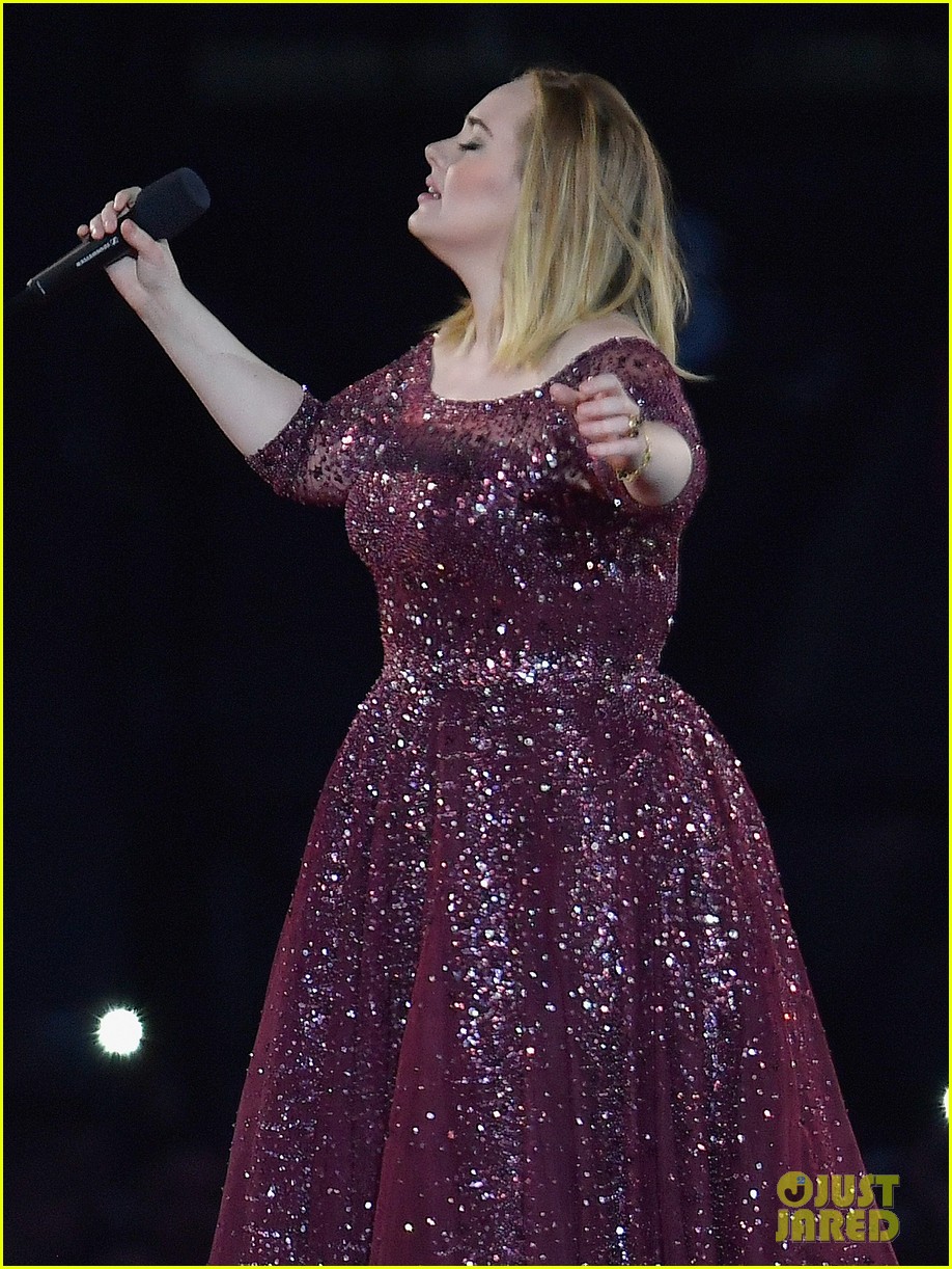 Adele Pens Heartfelt Letter Saying She May Never Tour Again: Photo ...