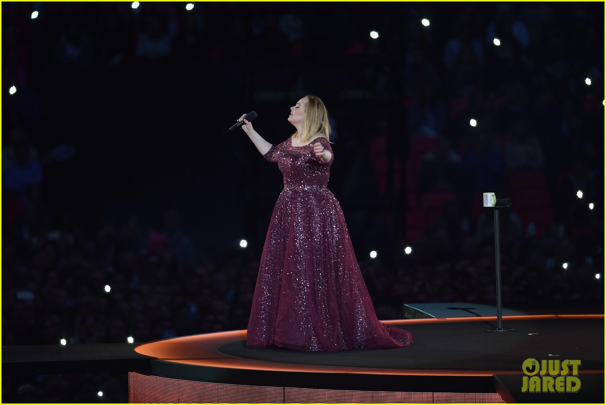 Adele Pens Heartfelt Letter Saying She May Never Tour Again: Photo ...