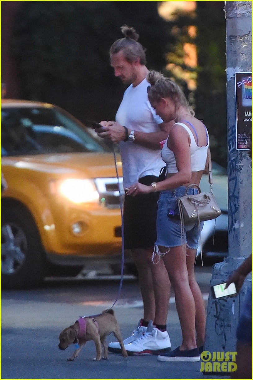 Nina Agdal Hangs with Mystery Guy After Split from Leo DiCaprio: Photo ...