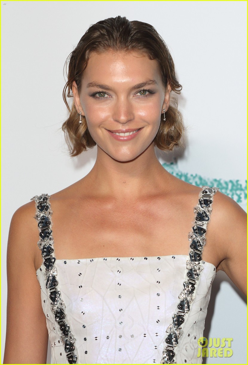 Brooklyn Beckham, Rita Ora & Cameron Dallas Put On Their Best For ...