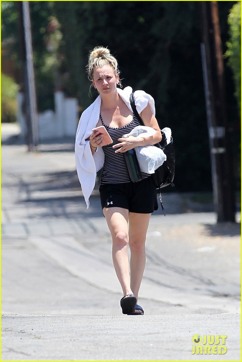 Kaley Cuoco Has a New Career as a Lady Gaga Impersonator! (Video ...