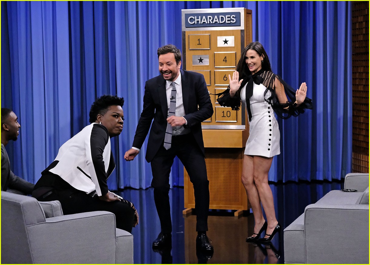 Demi Moore Is Missing Her Two Front Teeth (Photo): Photo 3913769 | Demi ...