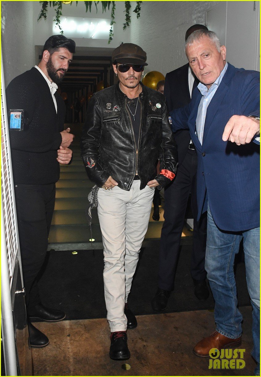 Johnny Depp Has a Night Out in London For a Friend's Birthday: Photo ...