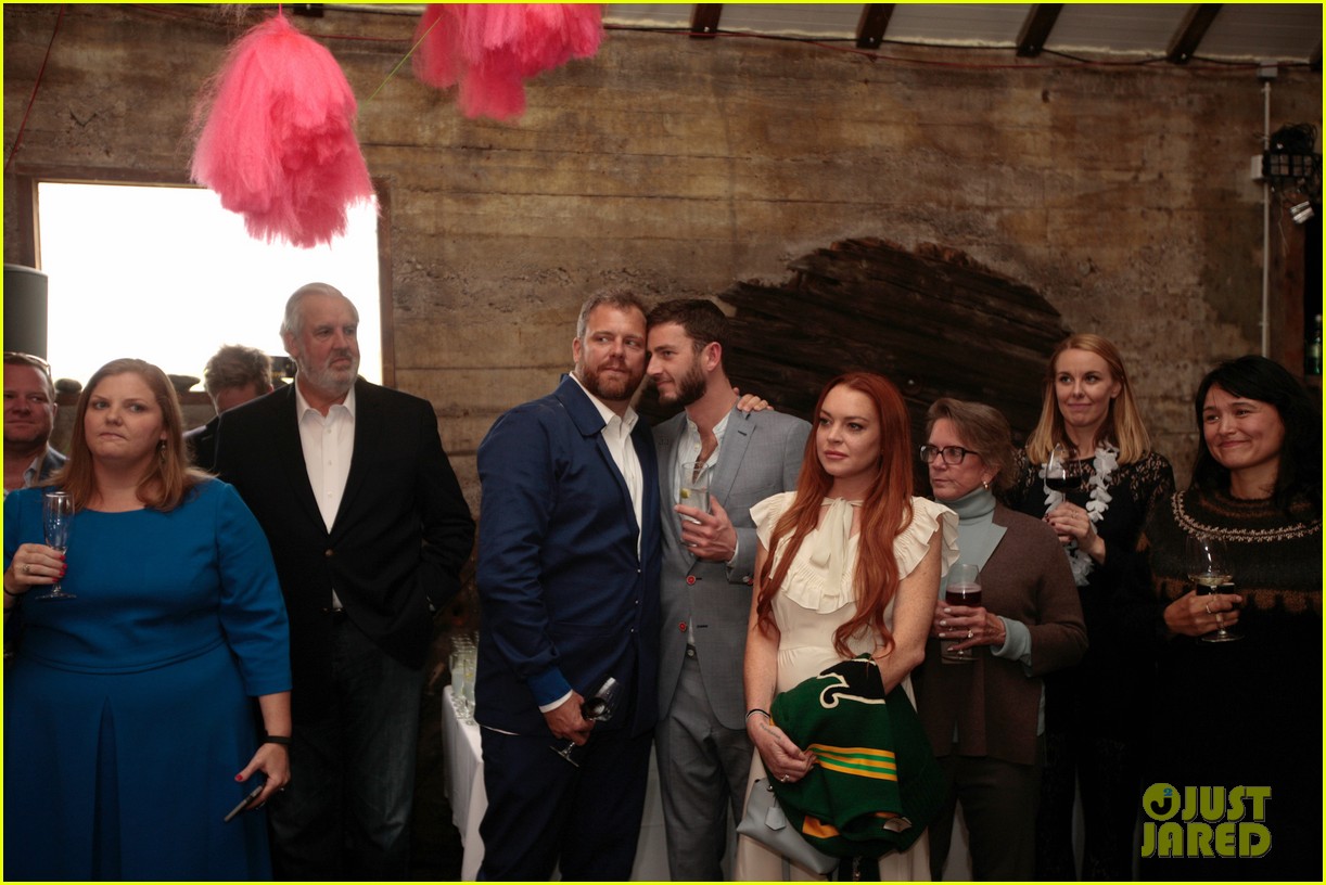 Lindsay Lohan Attends Her Friends' Wedding in Iceland!: Photo 3915791 ...
