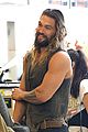 Jason Momoa Bares His Buff Biceps at the Airport: Photo 3913248 | Jason ...