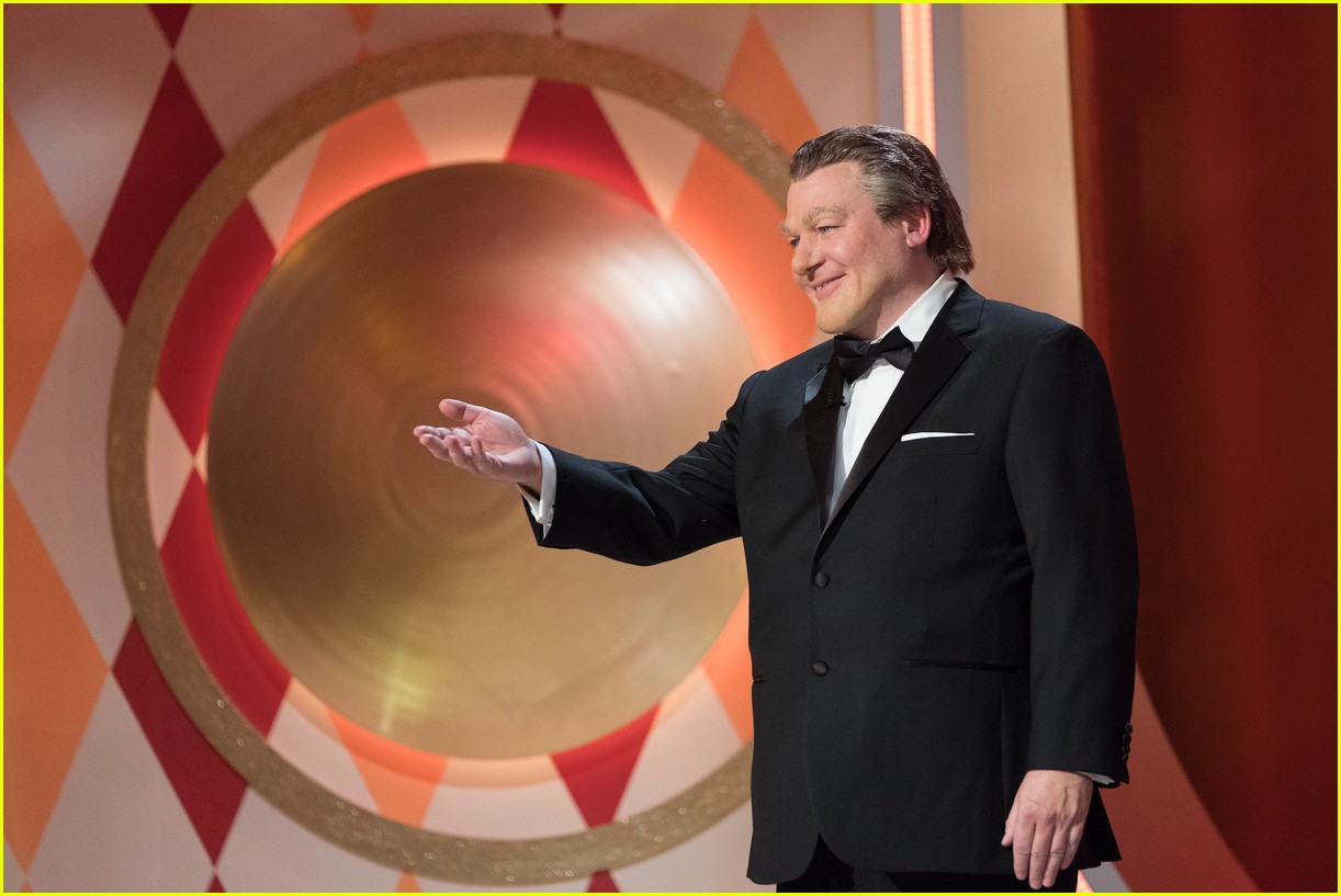 'The Gong Show' 2017 Host - Mike Myers is Tommy Maitland?!: Photo ...